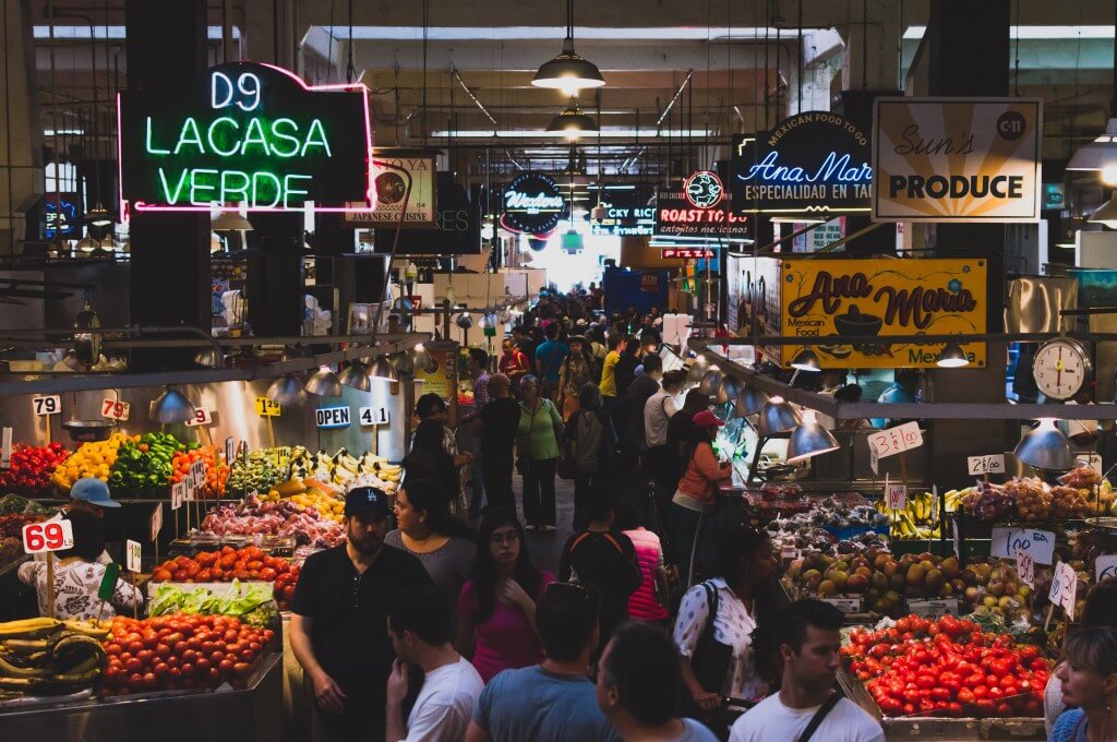 8 Things To Consider Before Setting Up A New F&B Business - FoodZaps 8 Things To Consider Before Setting Up A New F&B Business - FoodZaps